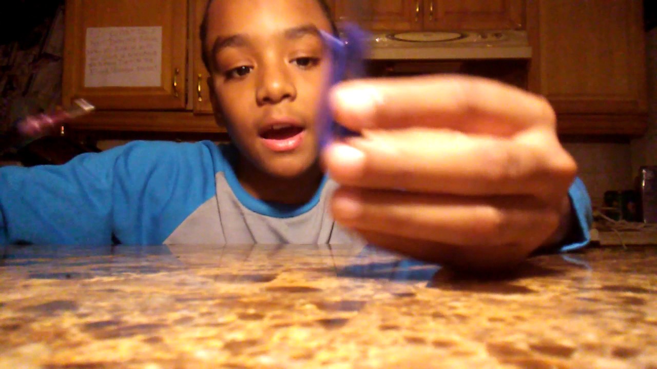 Pen that shoots 😰🔫 - YouTube