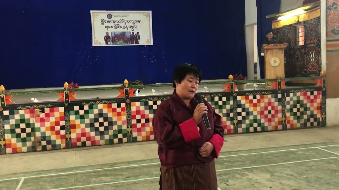 A Bhutanese traditional song-Zhungdra - YouTube