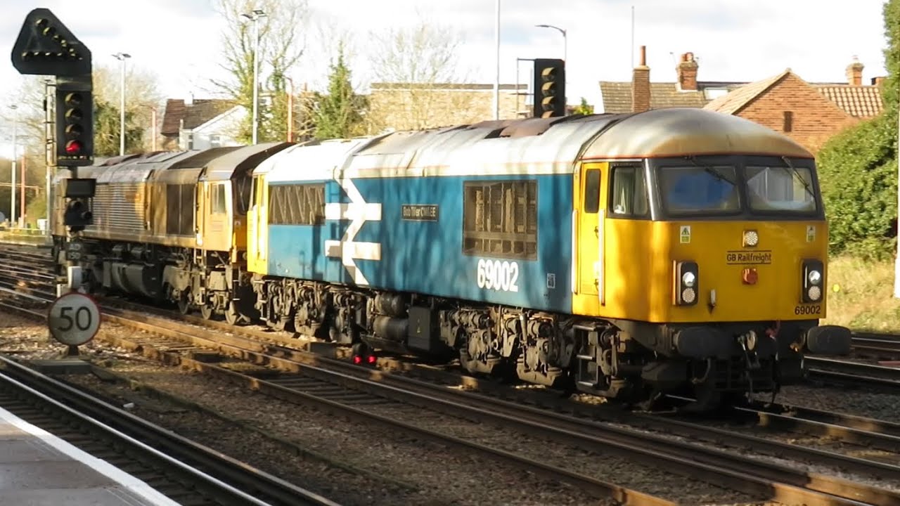 GBRF BR Large 69002 Leads Drax 66301 into Tonbridge for Tonbridge West ...