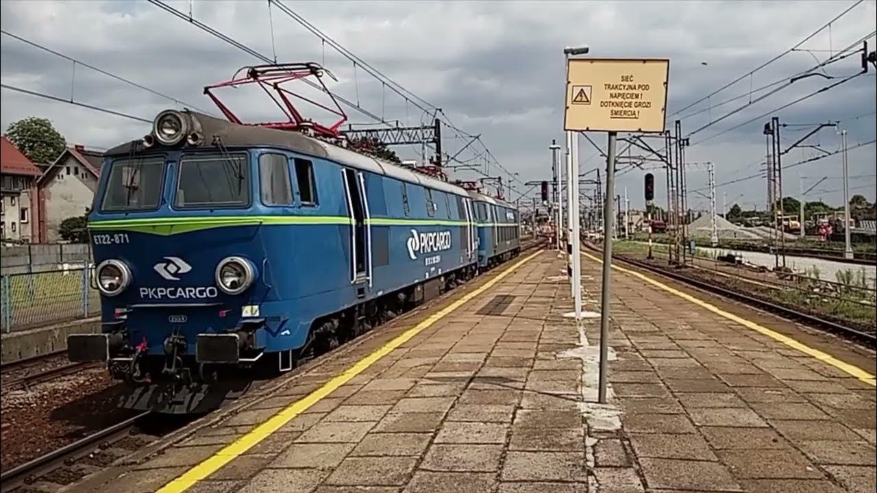 Pociągi na stacji Tarnowskie Góry. Manewry ET22, 6Dg PKP Cargo z zielonymi ET22 i nie tylko ...