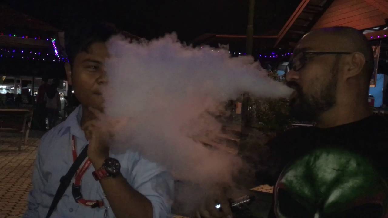Vaping accident - YouTube