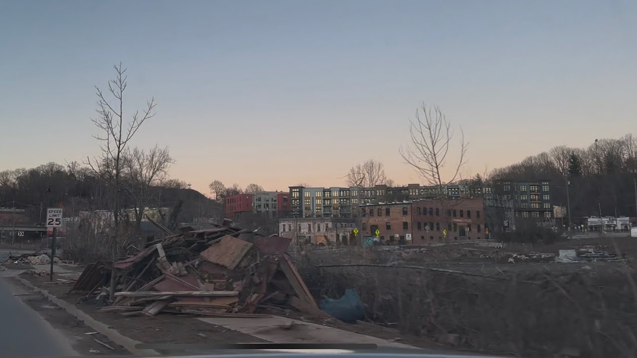 Drive through River Arts District - Asheville, NC: 30 December 2024 ...