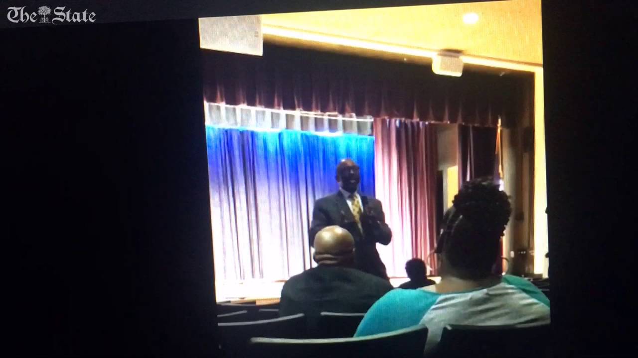 Richland 1 chief Craig Witherspoon grilled by parents, asked to resign ...