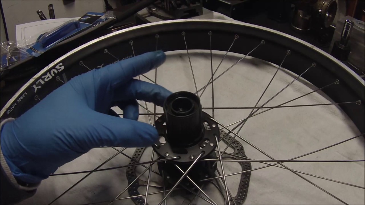 Shimano XT hub rebuild - YouTube
