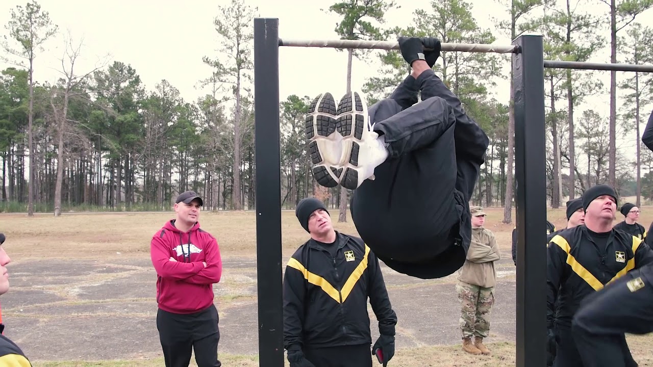The Army Combat Fitness Test - Leg Tuck - YouTube