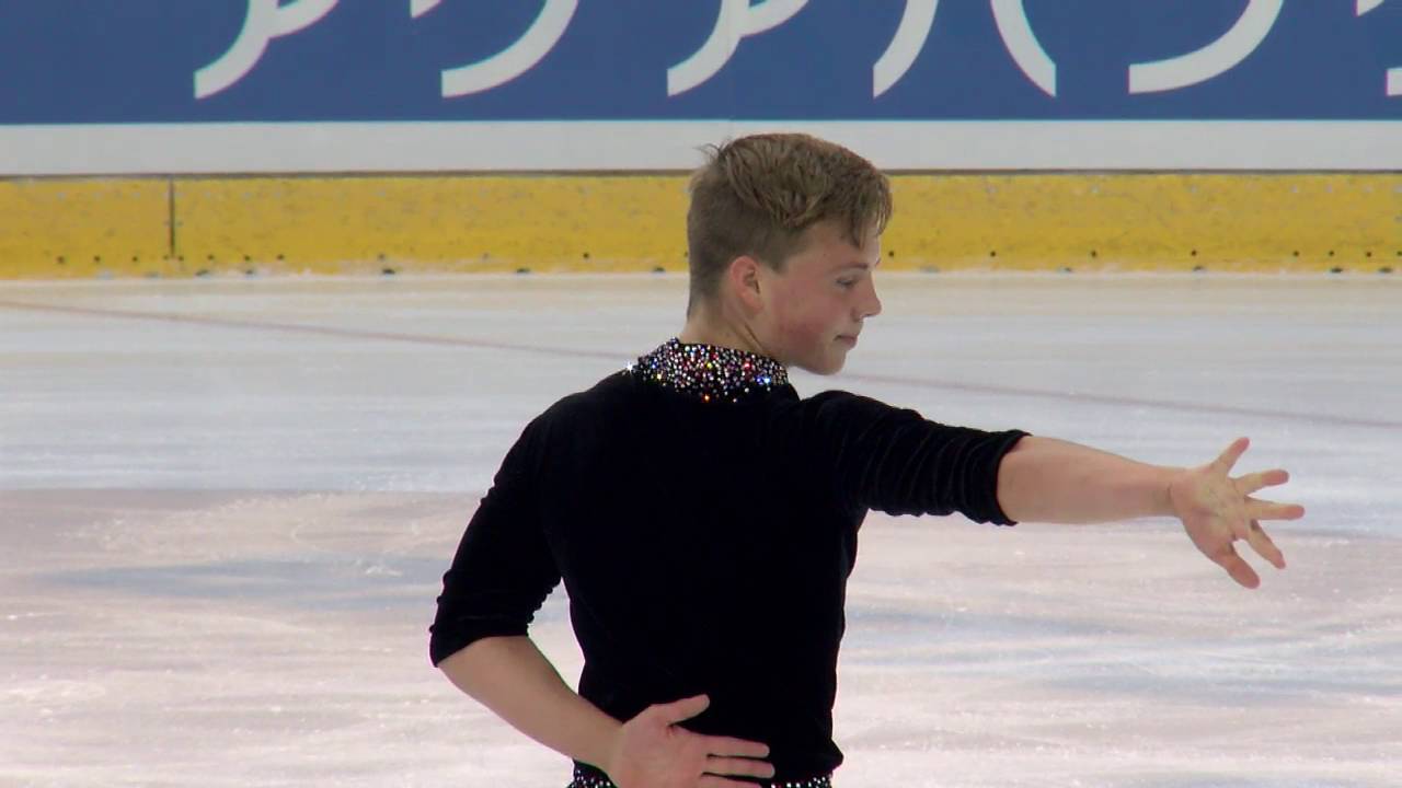 2016 ISU Junior Grand Prix - Dresden - Men Short Program - Jonathan ...