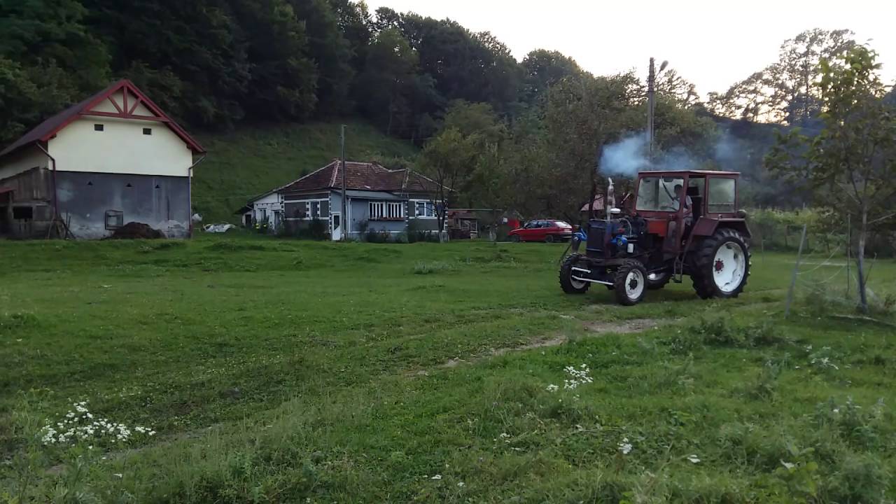 UTB 651 4X4 M - YouTube