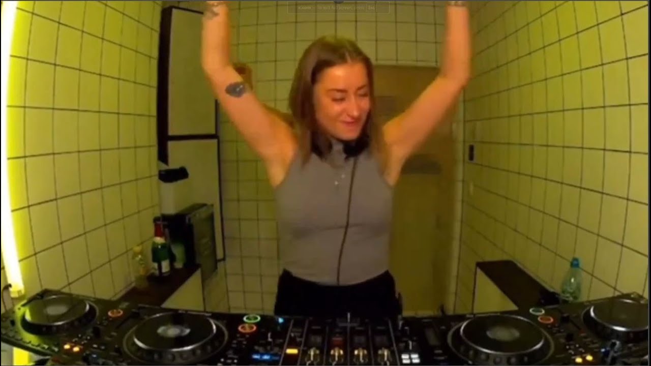 The Singing Germans Controversy - YouTube