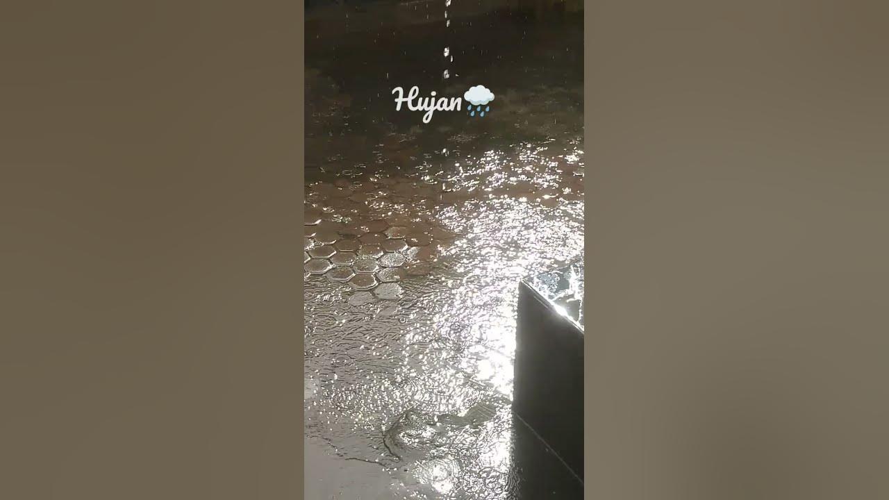 HUJAN - YouTube