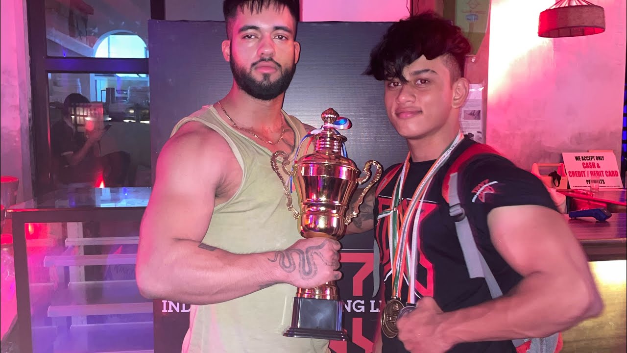 ARMWRESTLING MATCHES AND 260KG DEADLIFT 😱 ONE WEEK LEFT FOR COMPETITION ...