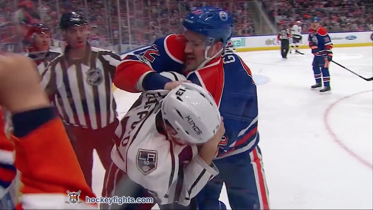 Kyle Clifford vs Eric Gryba Mar 28, 2017 - YouTube