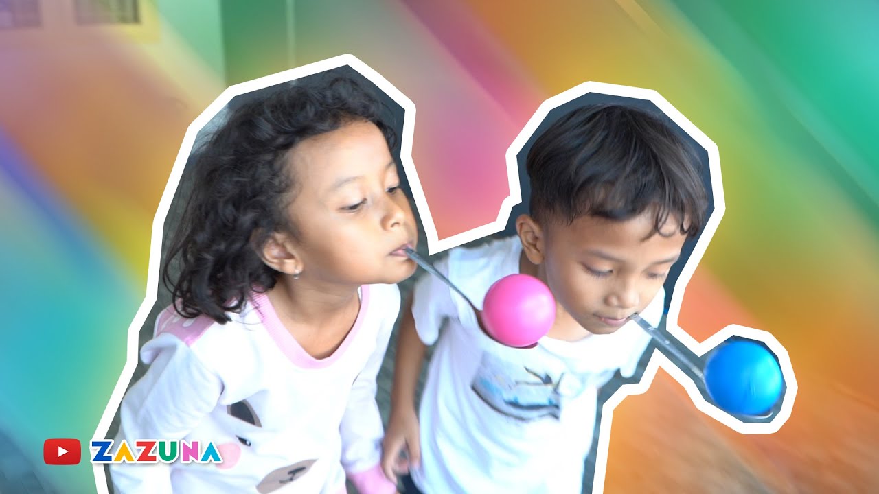 IZAW BERMAIN CHALENGE BALAP BOLA WARNA WARNI PAKAI SENDOK - YouTube