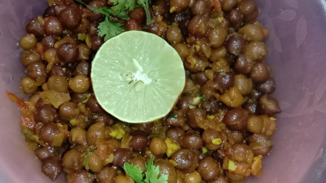 Chana Chat Street food recipe https://youtu.be/-cgkgVMKOBg - YouTube