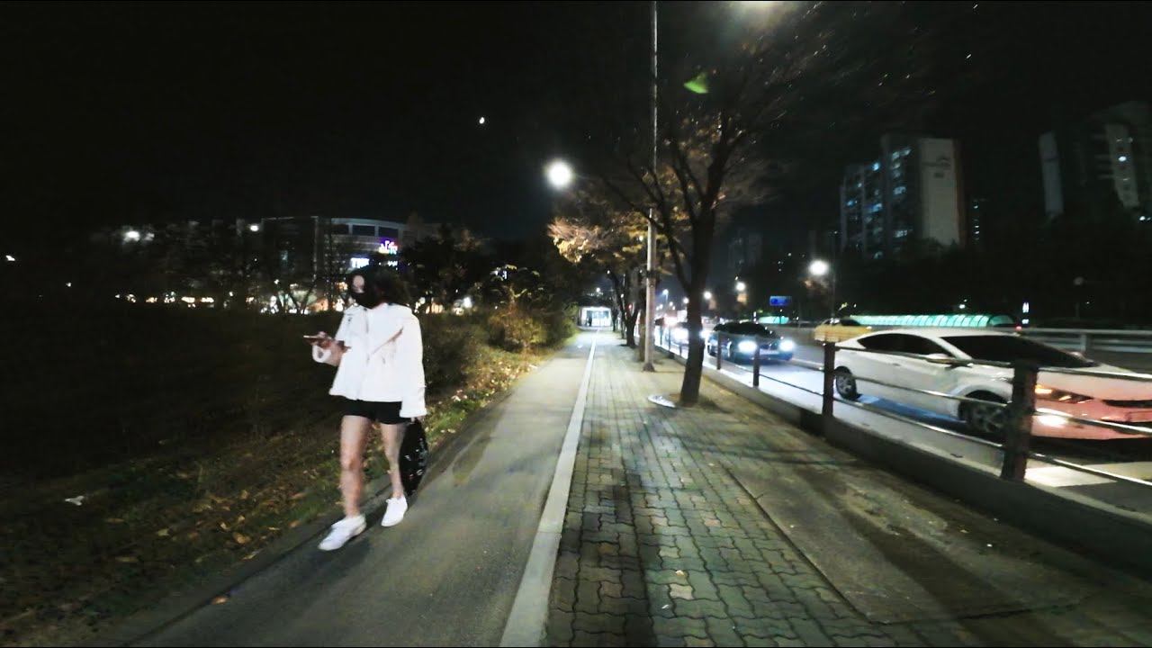 On Korean Street | Incheon Yeonsu dongchun | Korea winter dark night ...