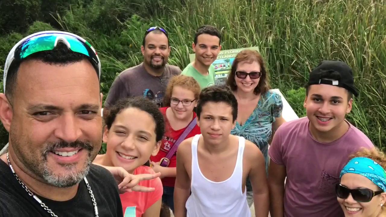 RVing Brings Family together !!Lets go see Howey in The Hills Florida ...