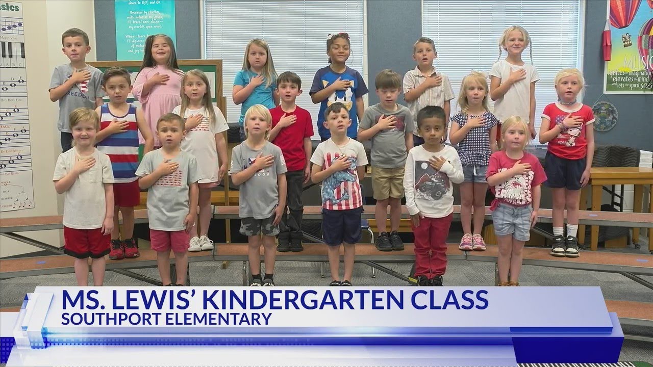 The Daily Pledge: Ms. Lewis' Kindergarten Class - YouTube