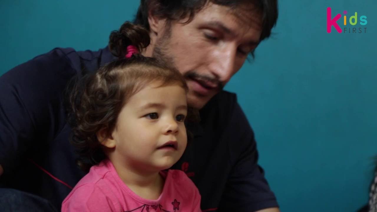 KIDS FIRST PADRES - Kids First - Experience English - YouTube
