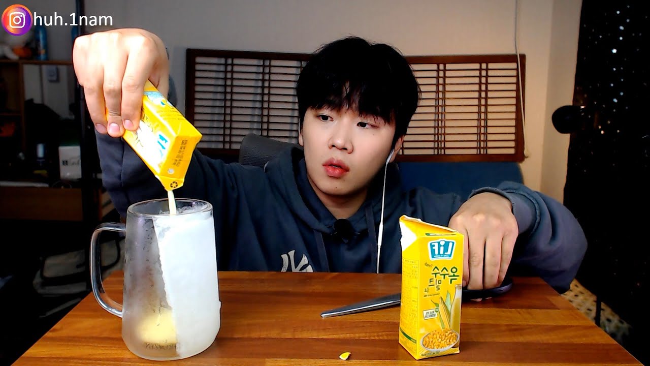 옥수수 밀크로 아주 차갑게 갈증해소!!! gulp corn milk Mukbang ASMR - YouTube