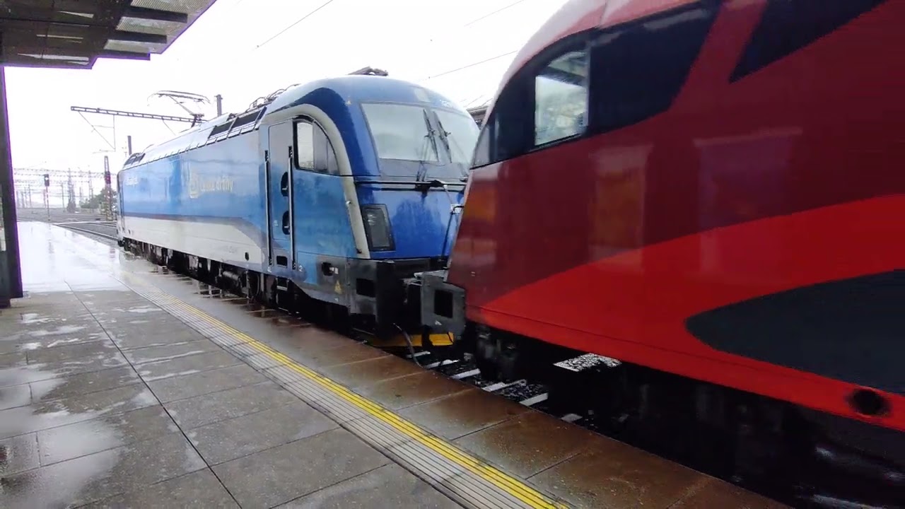 [RARE] CD Taurus + ÖBB Railjet departing from Praha Hlavní Nadrazí ...