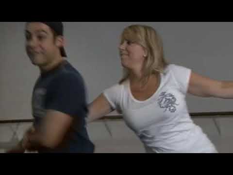 Holly Firfer & Ricardo Aponte - YouTube