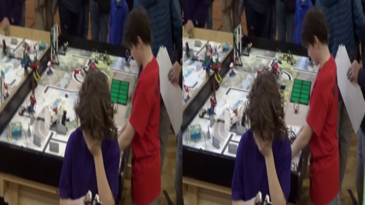 Lego Robots Competition 2017 First Run in 3D - YouTube