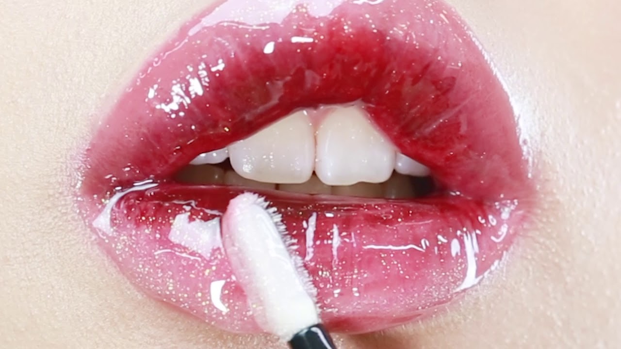 Red Vinyl Lips Makeup Tutorial By jennyhouse ! (K-Beauty) - YouTube