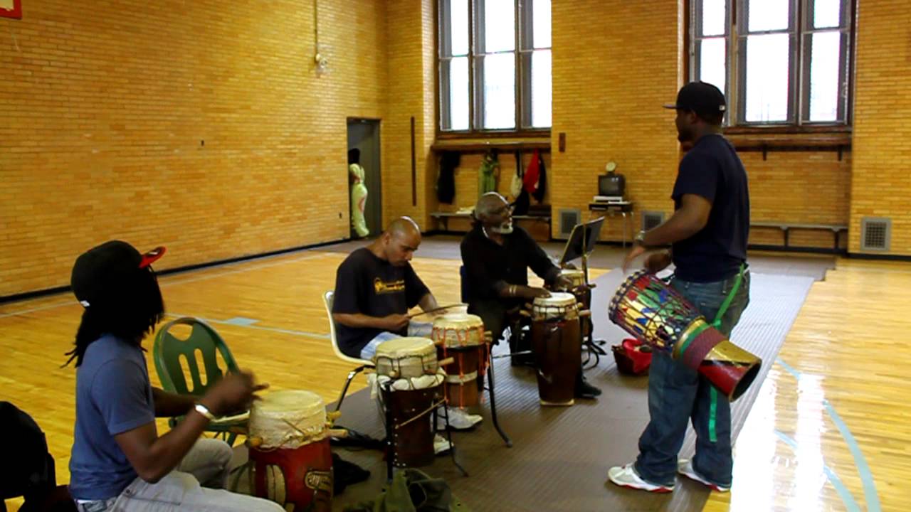 sabar drumming (drumsong) - YouTube