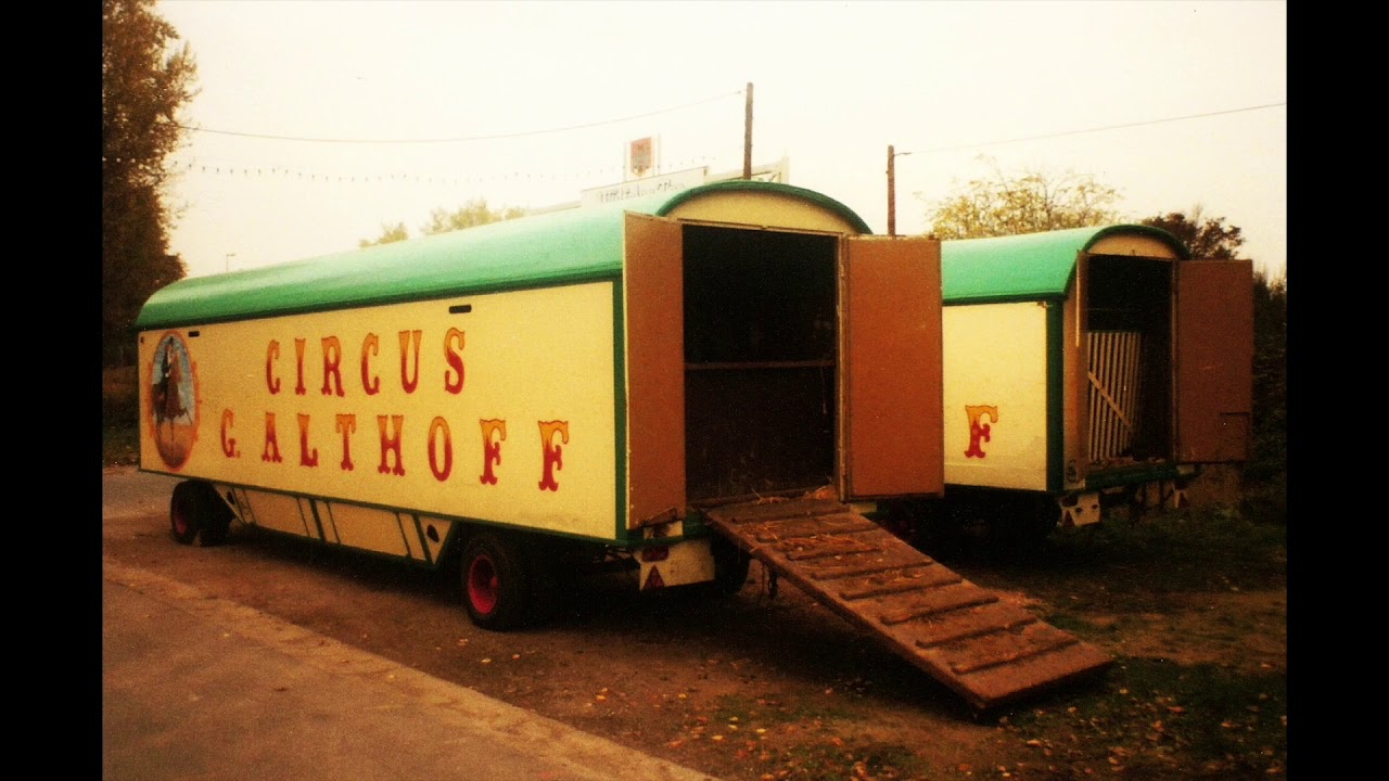Circus Giovanni Althoff 1989 - YouTube