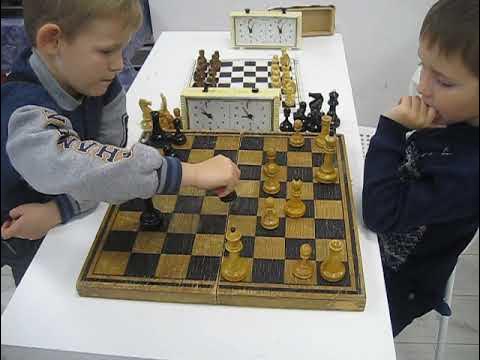 Дошкольники играют в шахматы, 21.10.23г. - YouTube
