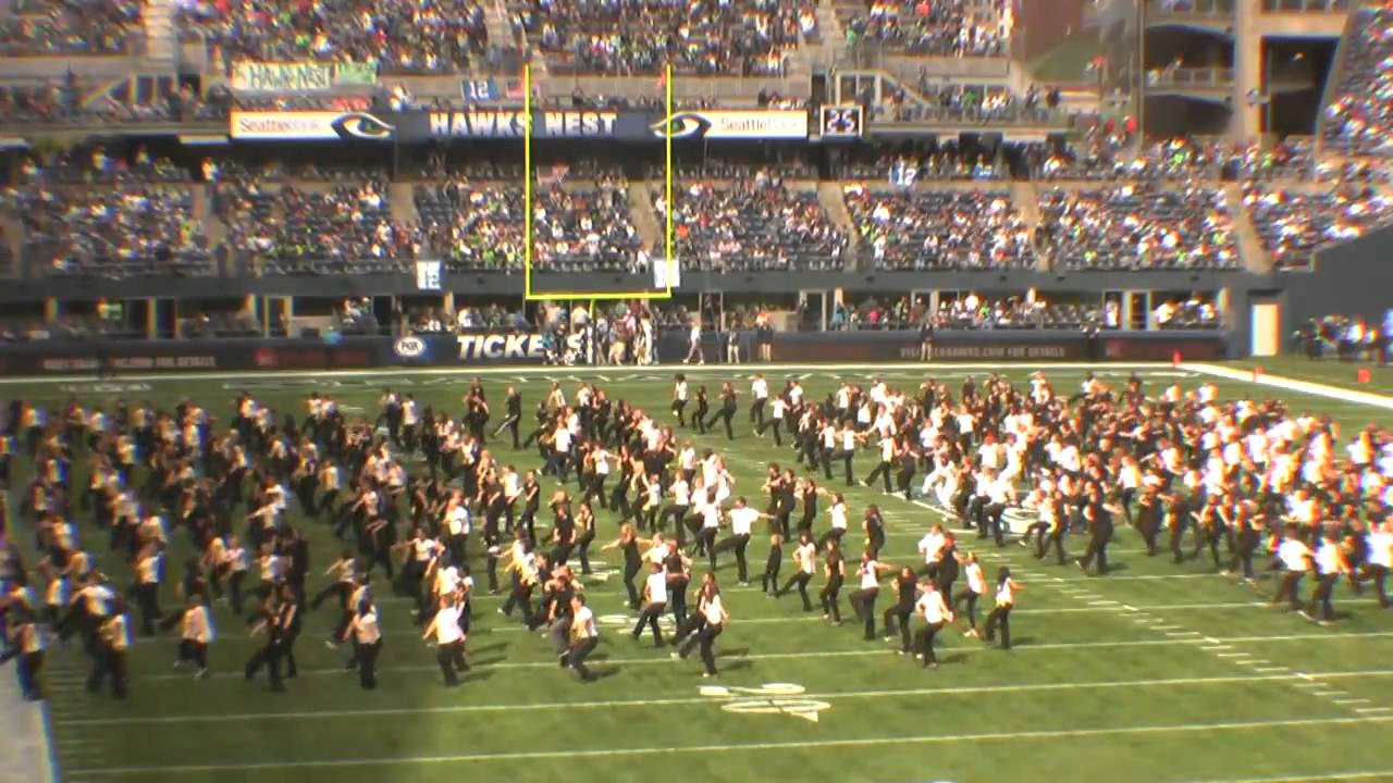 Stadium Mob 2010 - YouTube