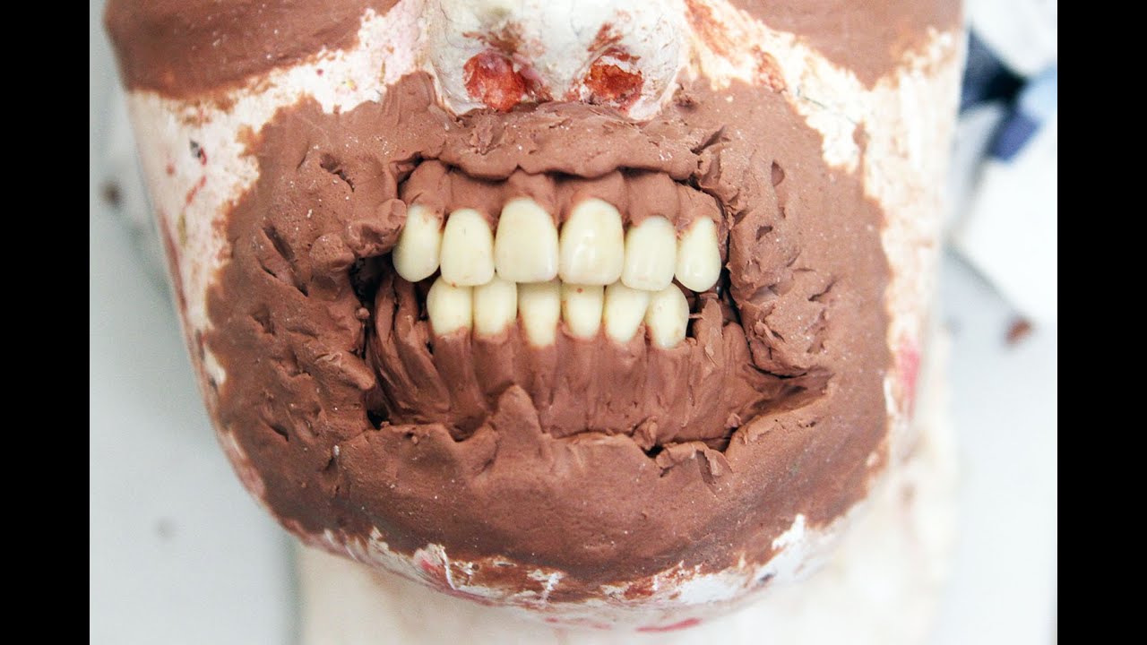 Zombie Sculpt Time Lapse - YouTube