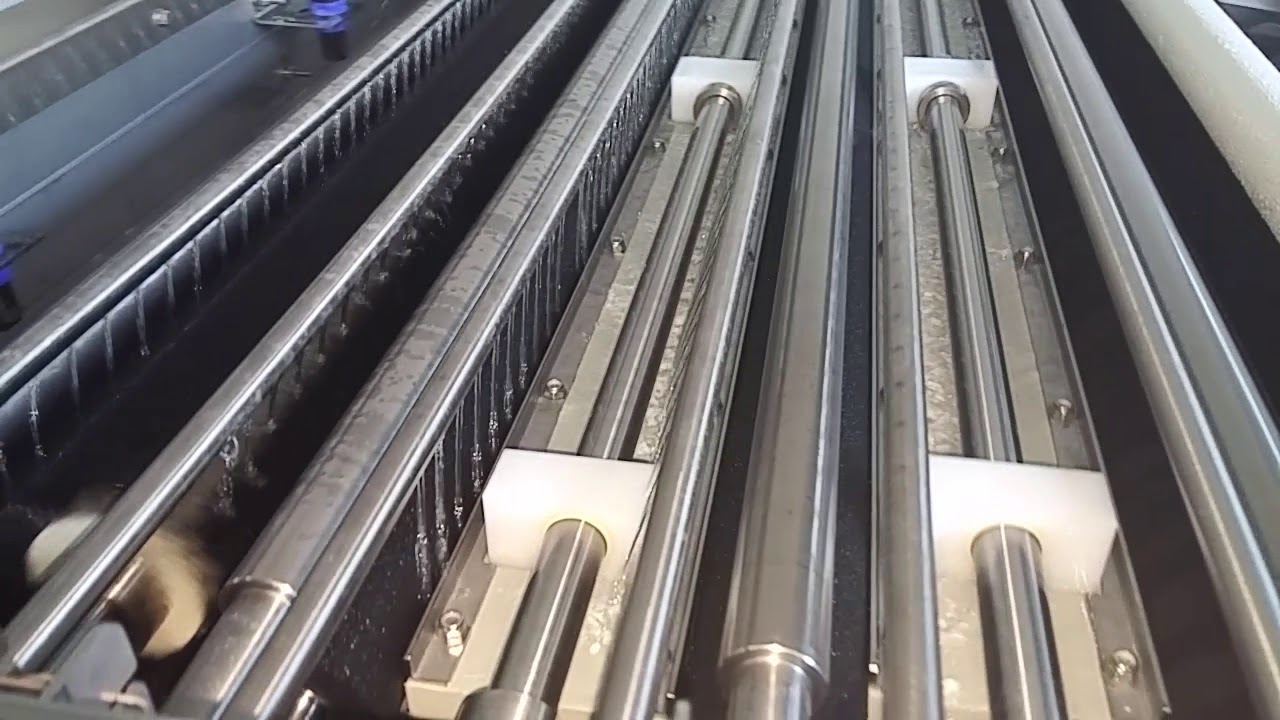 OVIT Flexomatic brush movement - YouTube