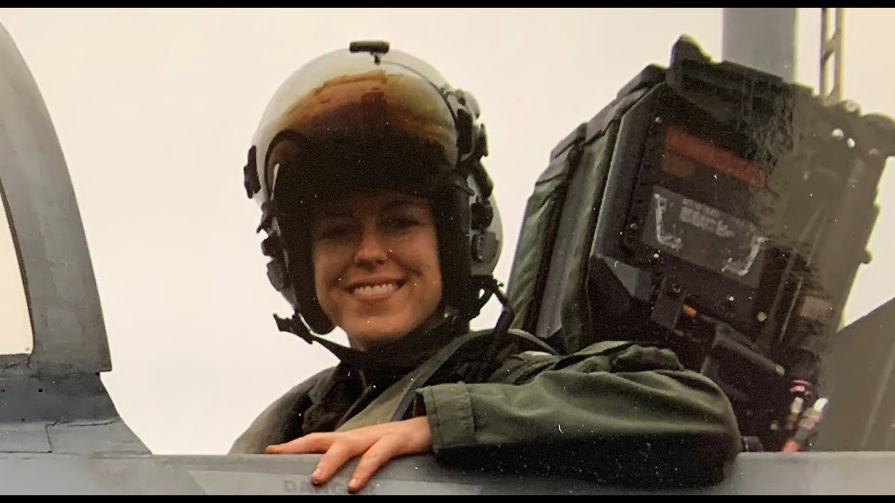 Female F-18 Fighter Pilot Saw UFO For Real: Unclassified Nimitz ...