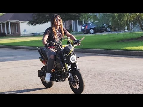 Atlanta Rapper rides Motorcycle for first time... - YouTube