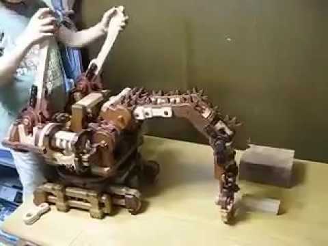 wooden robotic arm - YouTube