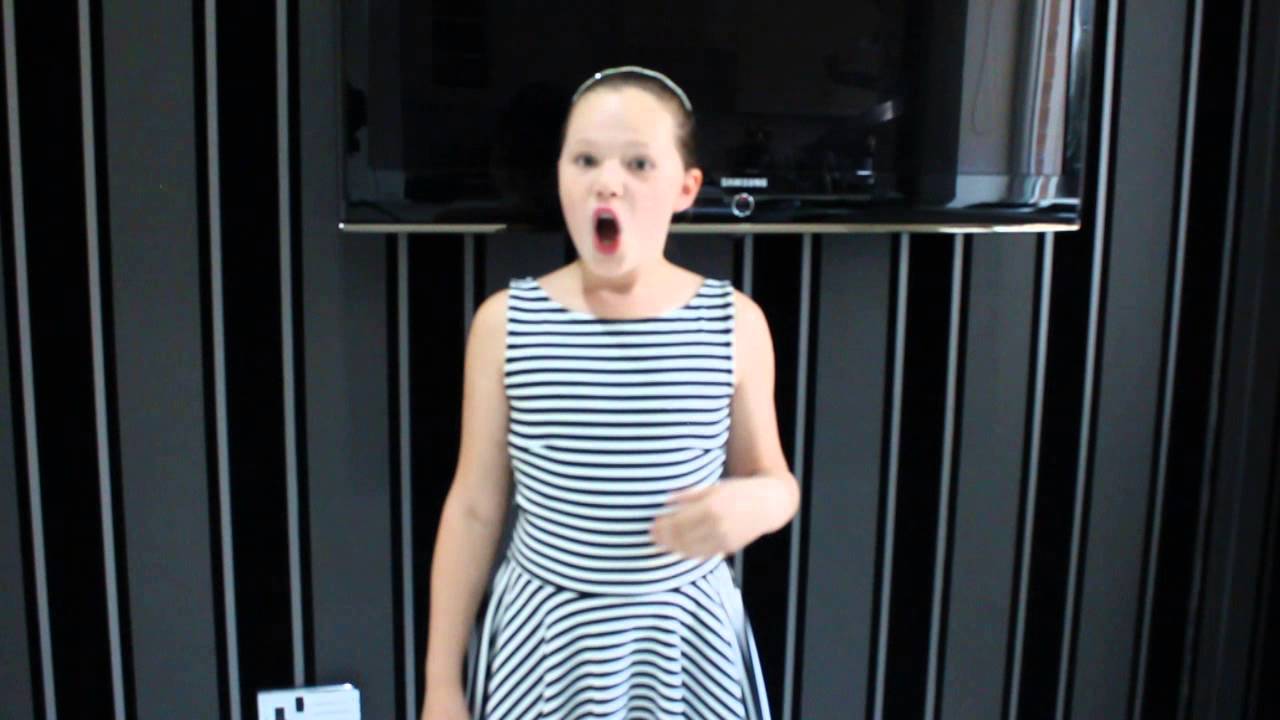 Madison Naylor singing 'Consider Yourself' from 'Oliver' - YouTube