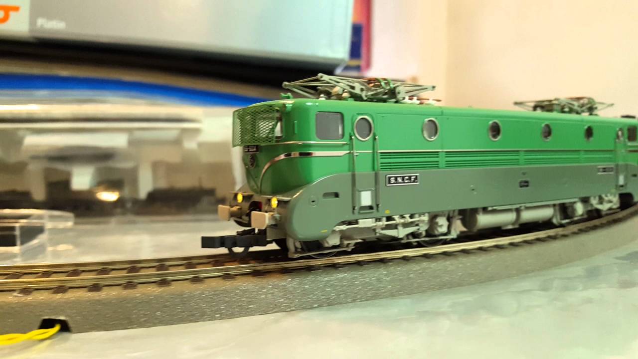 BB - 9004 locomotive SNCF museum - YouTube