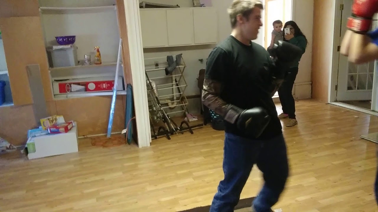 Backyard boxing (round 1) - YouTube