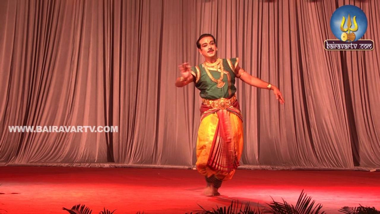 VINEETH DANCE PERFORMANCE IN 8TH HINDU SPRITUAL FAIR - YouTube