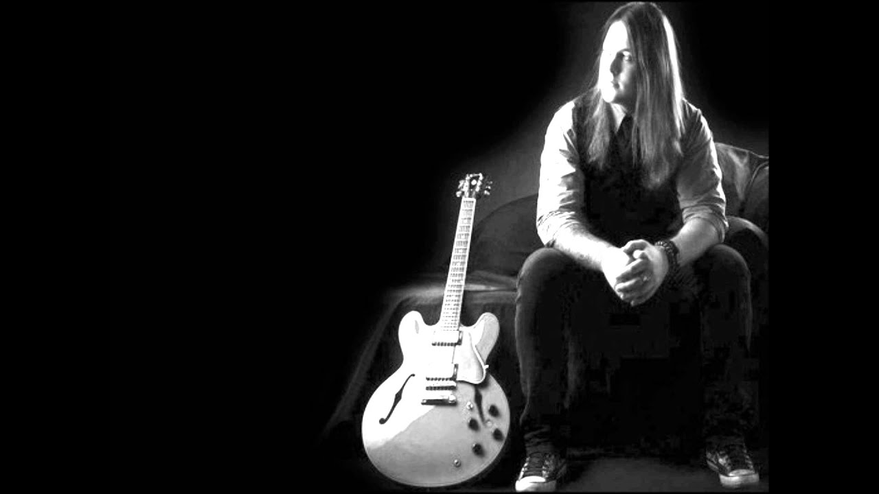 Dave Bevan Running Lyric Video - YouTube