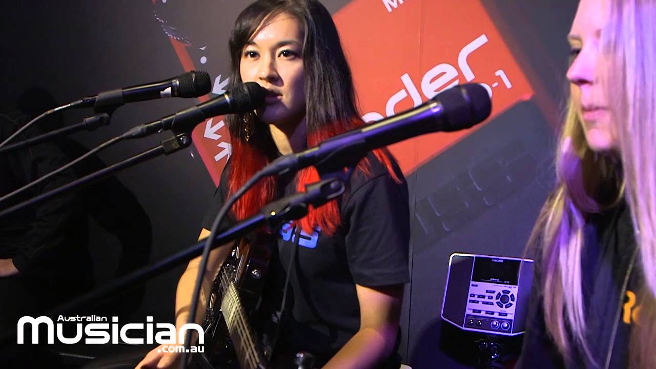 NAMM 2016: BOSS VO-1 VOCODER PEDAL - YouTube