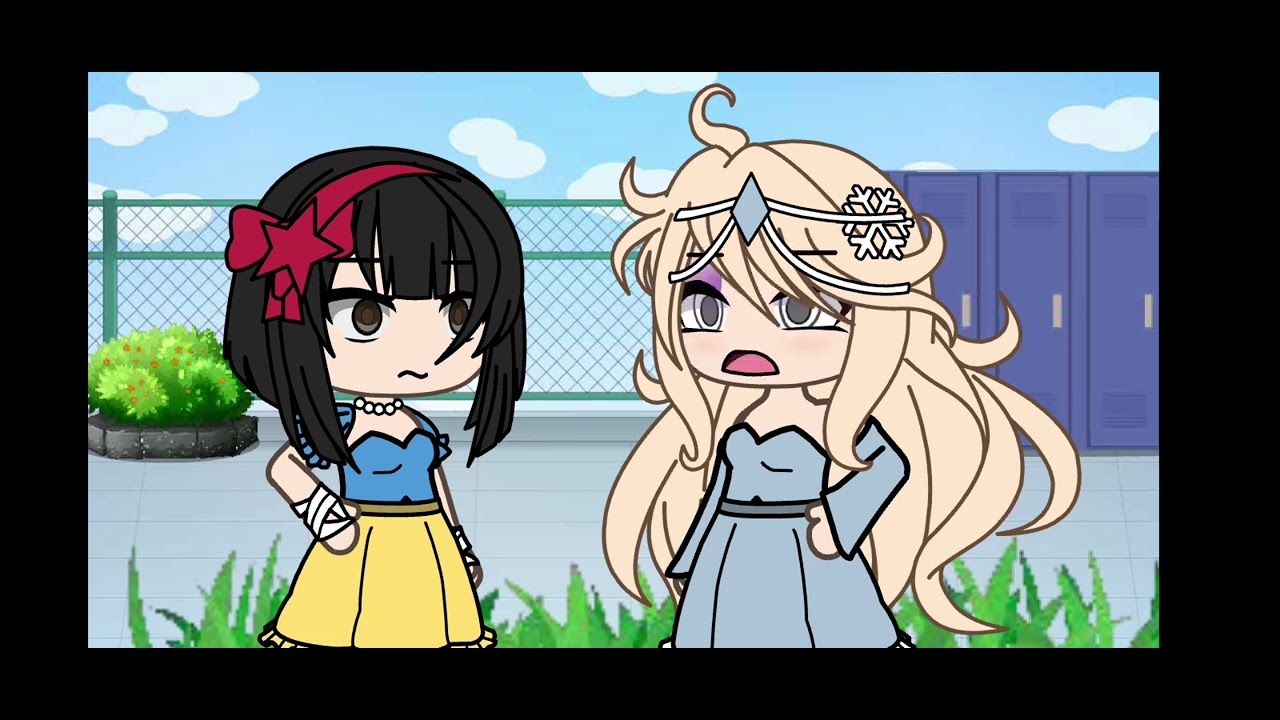 SNOW WHITE VS ELSA - YouTube