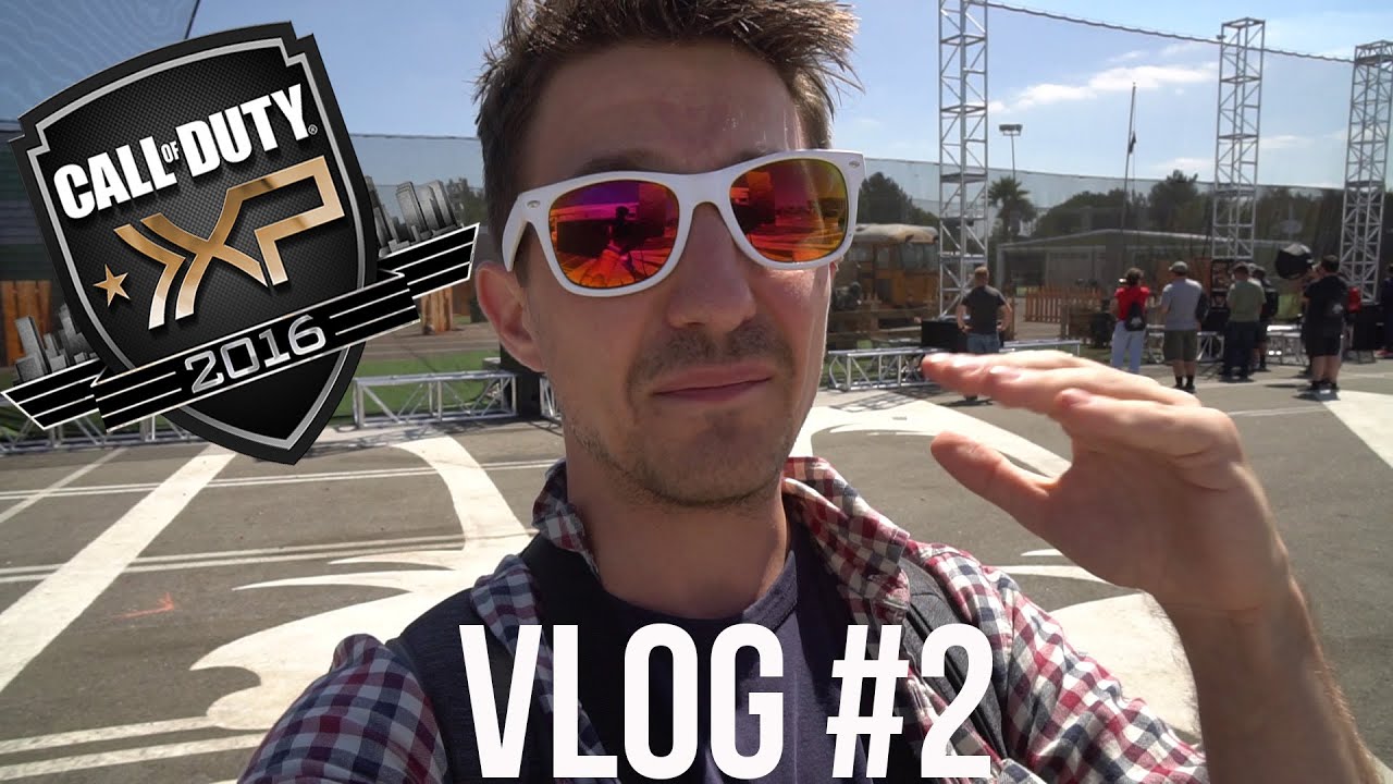 Vlog | Call of Duty XP #2 RUNDVISNING! - YouTube