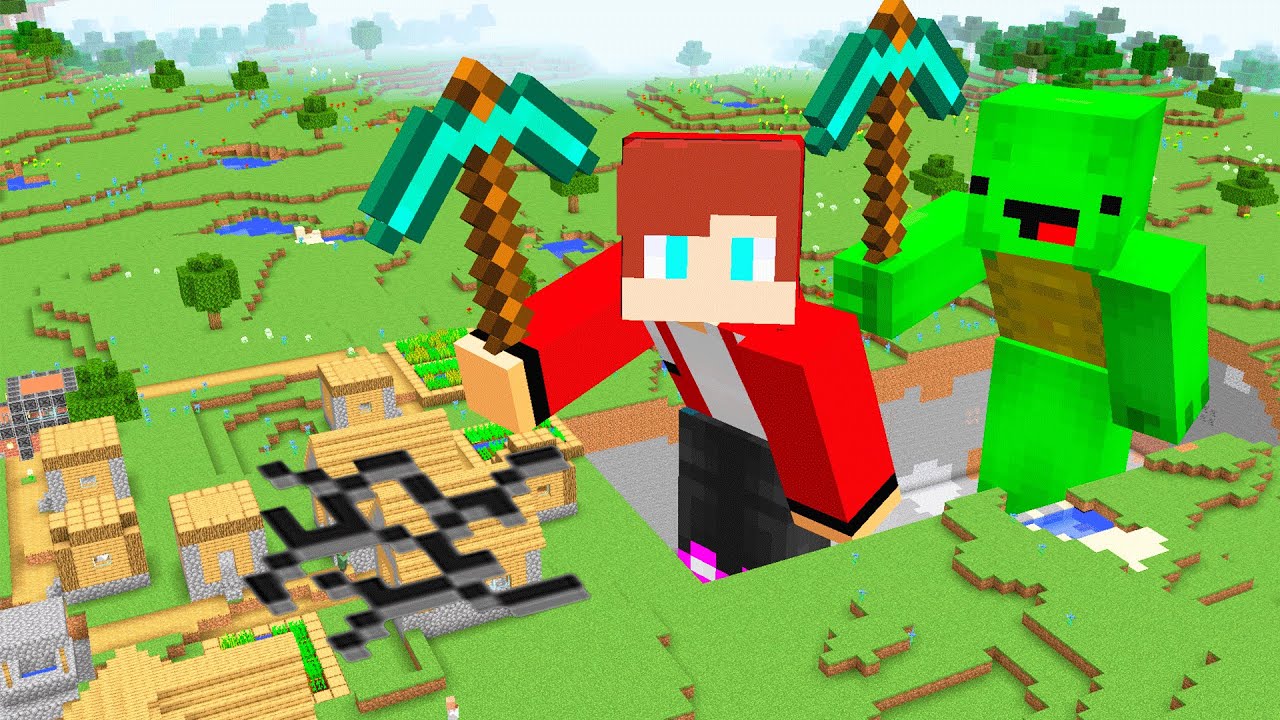 JJ AND MIKEY are BECOMING BIGGER AND BIGGER AND ATTACKING THE VILLAGE ...