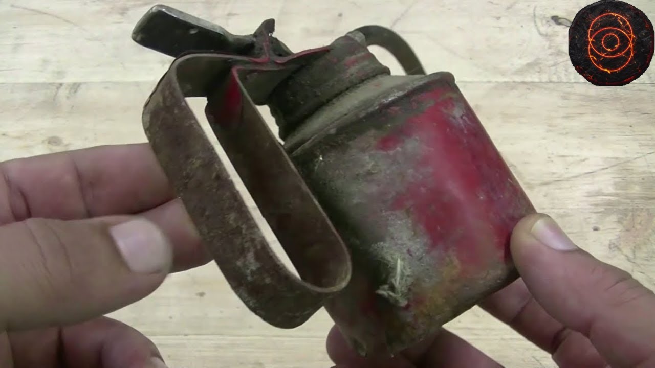 RESTORATION OF OIL CAN OILER 💉 Antique Dented Oiler - Perfect ...
