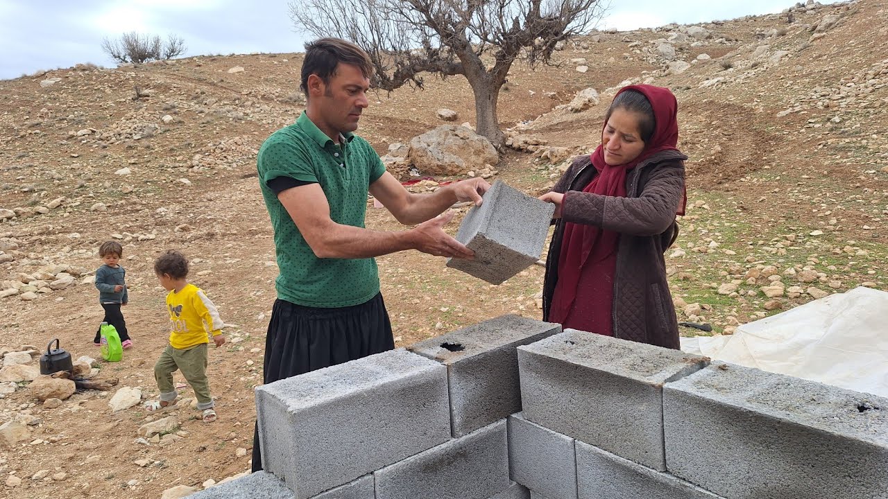 Mohammad's help to Narges for a temporary hut shelter:! - YouTube