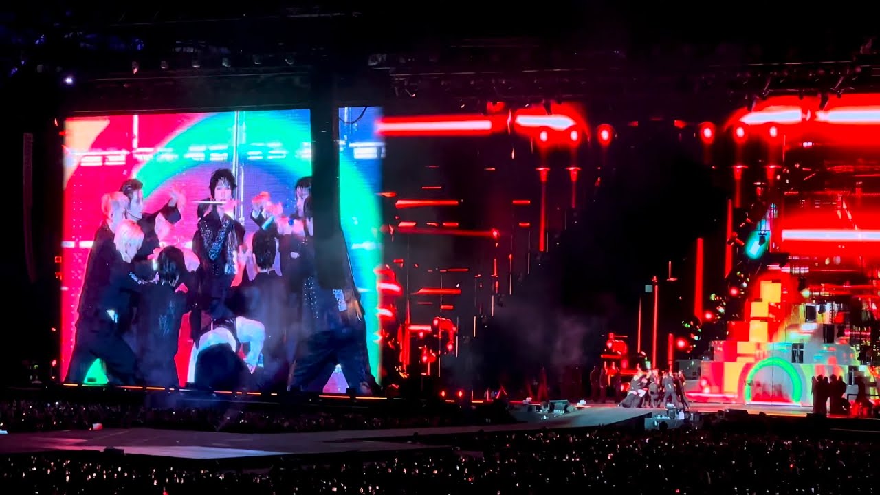 #SEVENTEEN - MAESTRO | #SVT RIGHT HERE TOUR IN BULACAN - YouTube