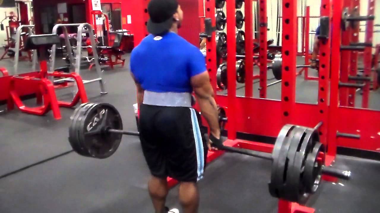 NPC Bodybuilder Charles Curtis, Lower Back Extensions 455lbsx8 At ...