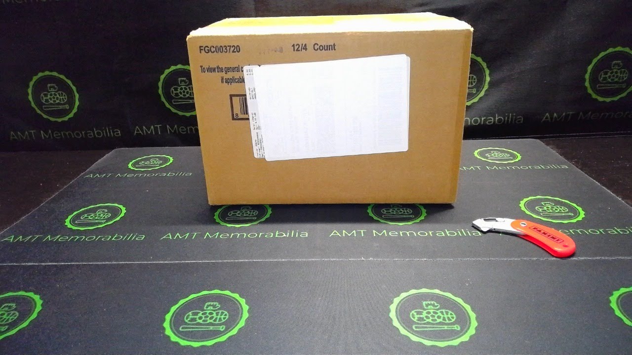 2020 Topps UFC Knockout 1 Case Fighter Break Round #4 (12 Boxes!) - YouTube