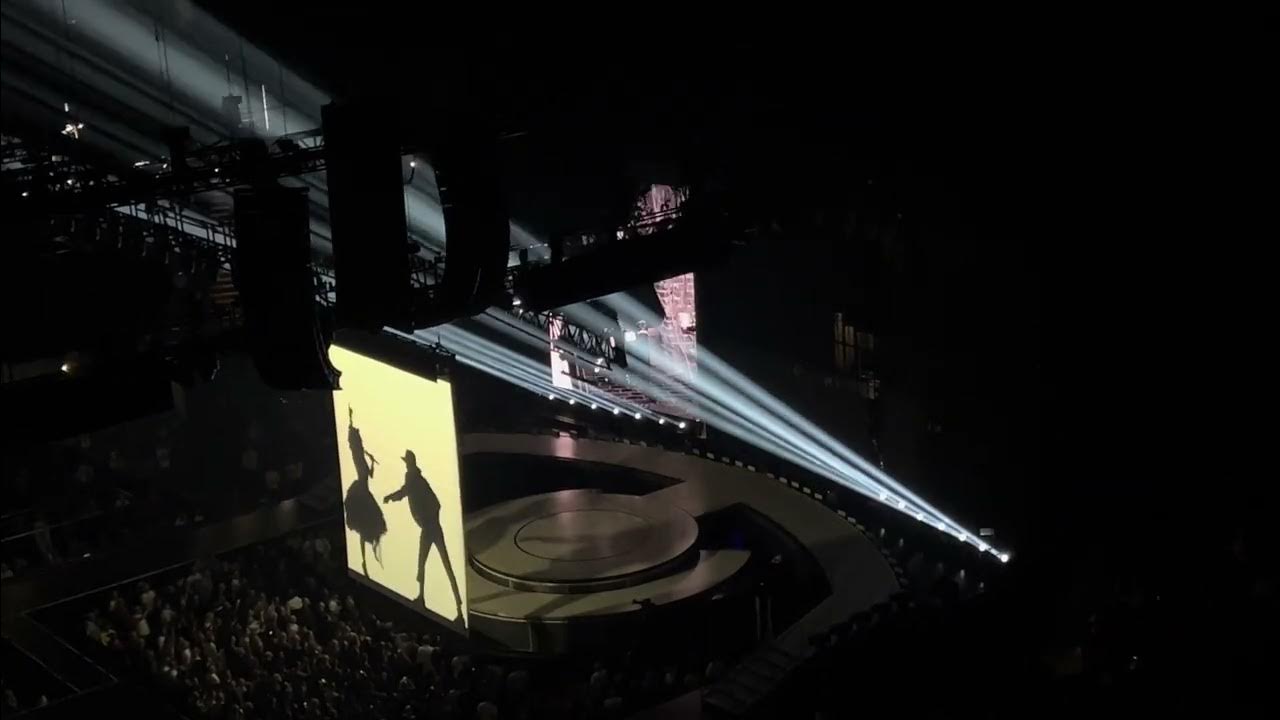 Madonna - Billie Jean/Like a Virgin and MJ Tribute (live in London, Celebration Tour, 14/10/2023 ...